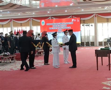 Susanti Dewayanti Resmi Dilantik Sebagai Wali Kota Pematang Siantar
