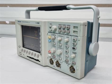 Tektronix Tds 3032 300mhz 2 5gs S Dpo Oscilloscope 오실로스코프 엠아이티솔루션