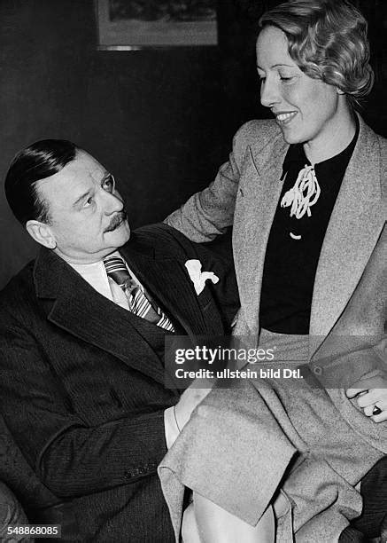 Ralph Arthur Roberts Photo Photos And Premium High Res Pictures Getty Images