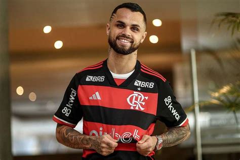 Michael celebra retorno ao Flamengo É uma emoção muito grande