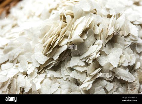 Raw Flattened Rice Or Thick Or Thin Rice Flakes For Namkeen Chivda