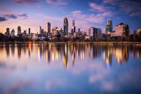 Melbourne Skyline Grand Prix Australian Poster Albert Park Lake Formula 1 Sunset Print