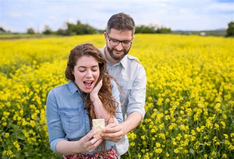 Crafting A Truly Romantic And Unforgettable Marriage Proposal Roses
