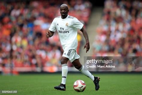 Claude Makelele Photos Photos And Premium High Res Pictures Getty Images