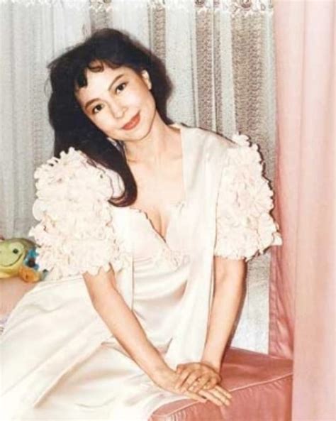 艳星狄娜：一脱成名逢戏必火，中年放弃演戏，为祖国导航事业奉献百科ta说