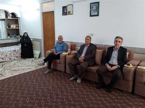 دیدار با خانواده شهید محبوبی نیه به مناسبت هفته دولت وزارت فرهنگ و