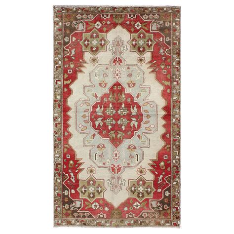 Layered Medallion Oushak Vintage Rug From Turkey With Floral Motifs For