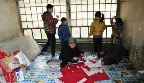 东北习俗令人不解：全家同睡一个“炕”，夫妻难道不尴尬吗？
