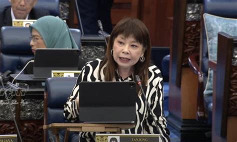 内阁12月虽会改组，陆兆福重申不换古拉林慧英
