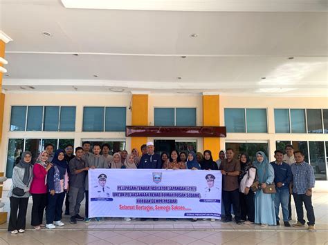 Hamsuardi Lepas Secara Resmi Tenaga Fasilator Lapangan Untuk