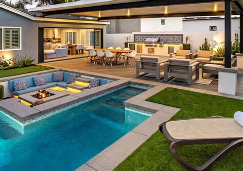 Why Homeowners Trust Calimingo For Bespoke Luxury Pool Design