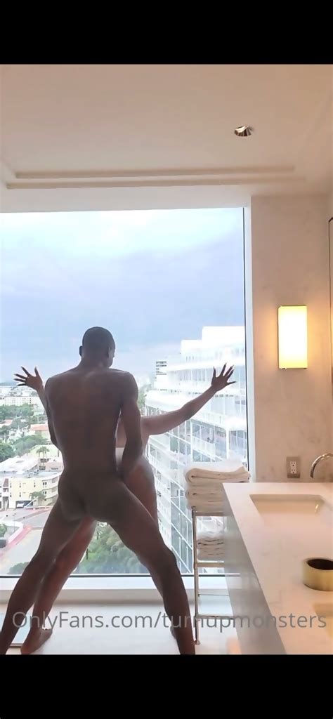 Turnupmonster Hotel Window Sex Eporner