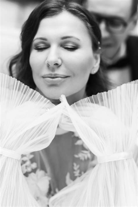 Элегантные молодожены ЧБ фото