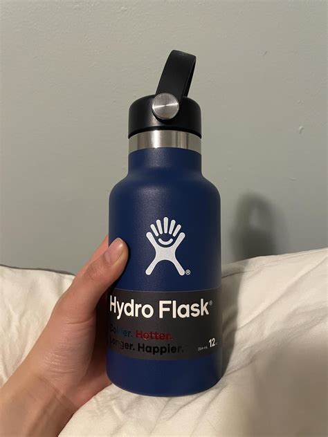 Je Viens Dacheter Cette Bouteille Hydroflask De 12 Onces En Cobalt Sur