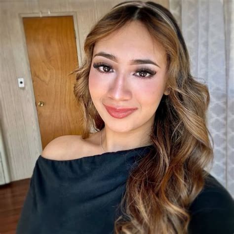 Dani🌷 Daniellaivette On Threads