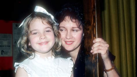 Where Is Drew Barrymores Mother Jaid Barrymore Now Woman And Home