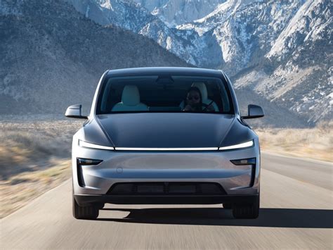 2025 Porsche Taycan Review