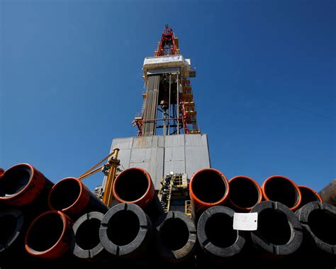 Добыча нефти и газа - Сибтехнобур - Бурение