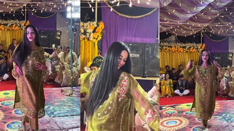Pakistani Woman Dances To Lata Mangeshkars Mera Dil Ye Pukare At A