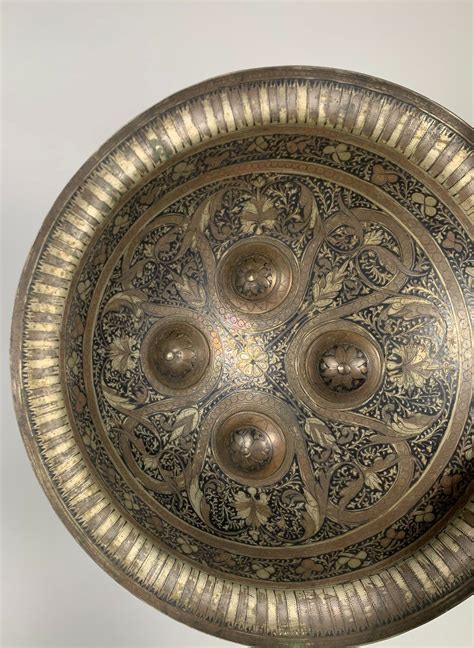 Proantic Round Shield In Damascus Steel Indo Persian 19th Century