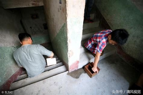 7岁失去双腿，青岛13岁少年用2个小木盒行走，梦想登上奥运会奖台 搜狐大视野 搜狐新闻