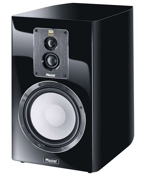Surround Lautsprecher Magnat Signature 900 Serie Test | hifitest.de
