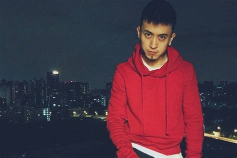 秦奋他家是什么来头 深扒出他爸爸是谁和家境背景王思聪时候贾青