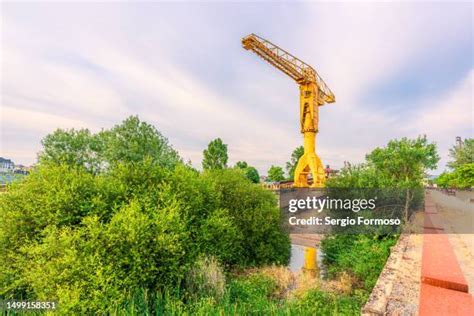 Titan Crane Photos And Premium High Res Pictures Getty Images