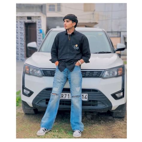 Nitin jaat (@nitin_jaat_01_) • Threads, Say more