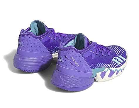 Adidas D O N Issue 4 Jr Shark Manelsanchez