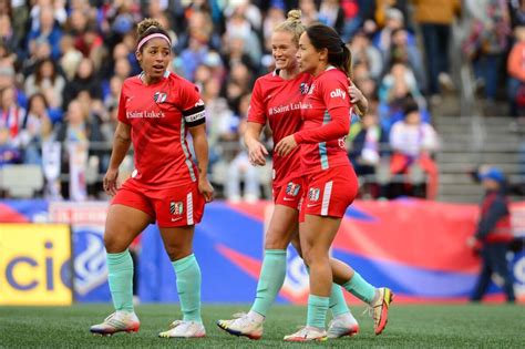 Kansas City Current Punches Ticket To Nwsl Final With Win Over Ol Reign