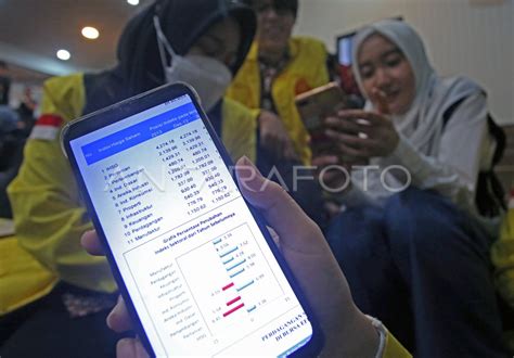 Literasi Dan Inklusi Keuangan Indonesia Antara Foto