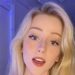 Msfiiire Lilly Blooms