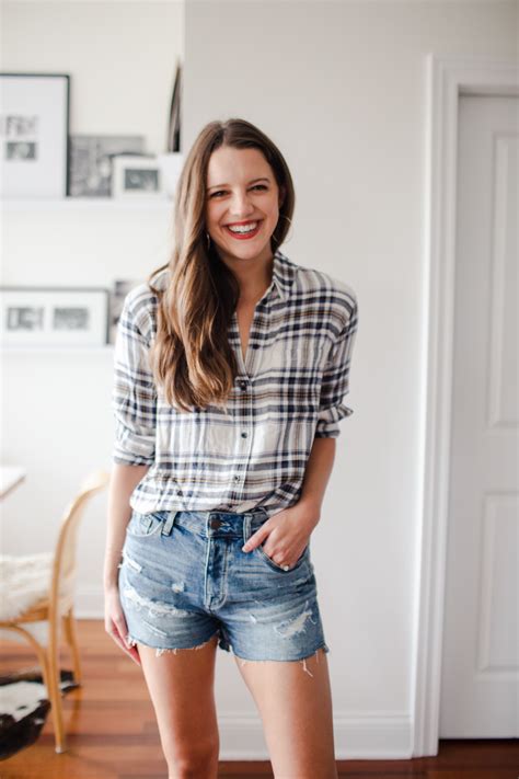 Style A Flannel Shirt How To Wear A Plaid Flannel Four Ways Womens