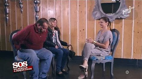 Une Femme Trompe Son Mari Avec Un De Ses Amis Et Lui Reproche De Les Avoir Présentés Regardez