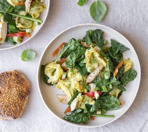 Tortellini Salat Med Kylling Og Pesto Nem Pastasalat Mummumdk