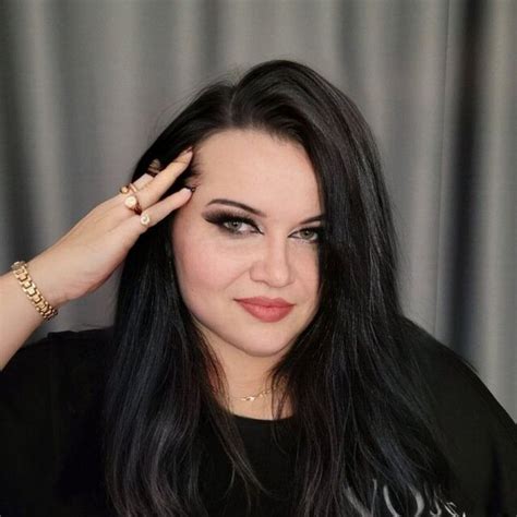 Badcaramel Cam Model Free Live Sex Show And Chat Stripchat