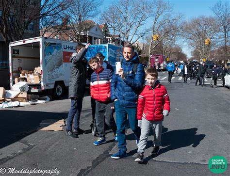 Yud Aleph Nissan Mitzvah Tank Parade From Another Lens Crownheights
