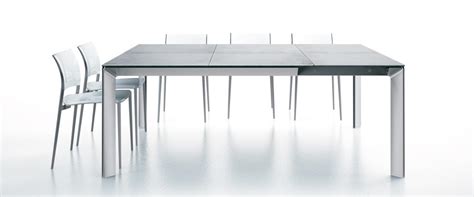 Table Class Room Service