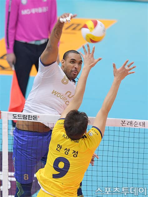 ST포토 아가메즈 힘찬 공격 네이트 스포츠