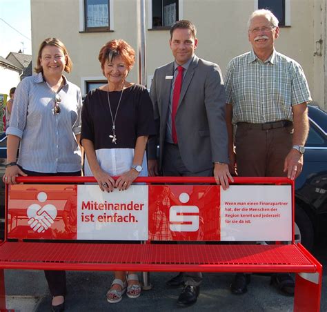 Mitfahrerbank für Arzheim Sparkasse Koblenz Magazin