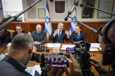 Who Runs Israel A Year Of Deadlock And Pandemic Shows Its Not The