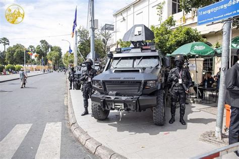 ឯកឧត្ដមឃួង ស្រេង កោតសរសើរកងកម្លាំងប្រដាប់អាវុធ មន្ទីរ អង្គភាពជំនាញ អាជ្ញាធរមូលដ្ឋាន