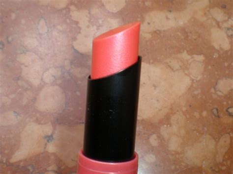 Easy Make Up Revlon Nuovi Rossetti Colorstay Ultimate Suedereview