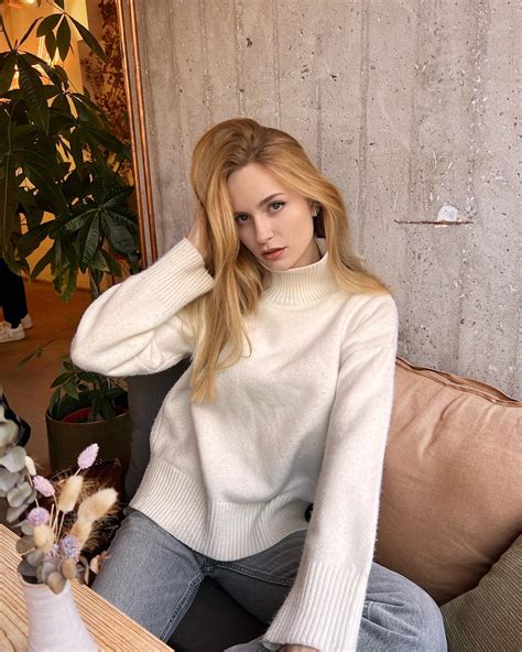 Юля Снимаю Кино и ТикТок Ulia Suhorukova • Instagram Photos And Videos