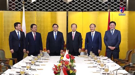 越南政府总理范明政会见日本前首相菅义伟 Youtube