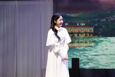 Cjes 진지희 또 한 걸음 성장했다…연극 ‘갈매기 기립박수 속 성료