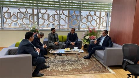 خالد عباس يستقبل رئيس شركة شنايدر إلكتريك العالمية بالعاصمة الإدارية