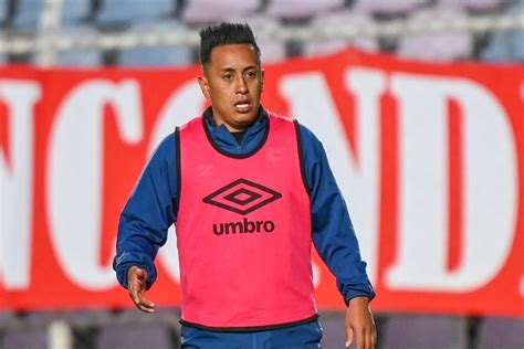 Christian Cueva A Emelec Peruano Es Anunciado Como Nuevo Fichaje Del