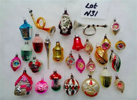 The History Behind Those Vintage Shiny Brite Christmas Ornaments